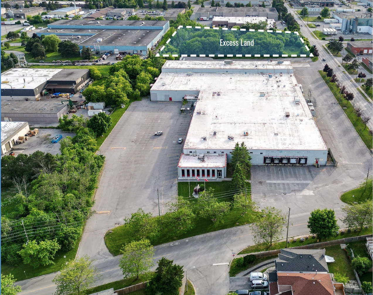 Entire Building - 660 Monarch Ave | 660 Monarch Avenue, Ajax, Ontario ...